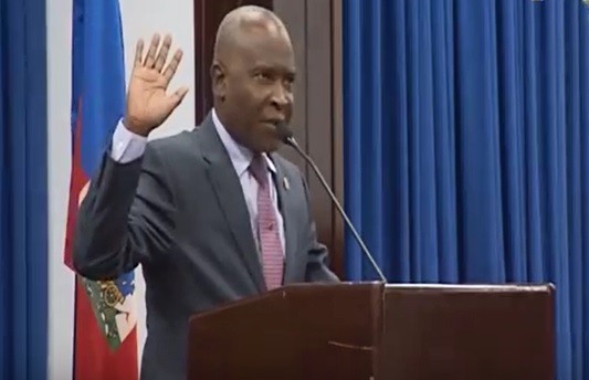 Haiti: Le Député Cholzer Chancy reconduit comme Président de la Chambre ...